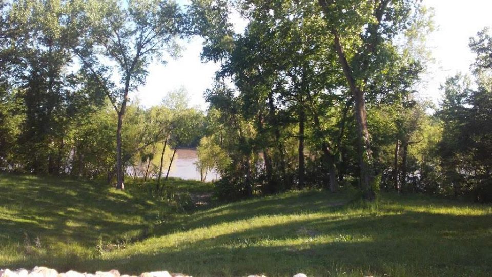 20 Best & Fun Things To Do In Lawrence (Kansas) | Travel Around