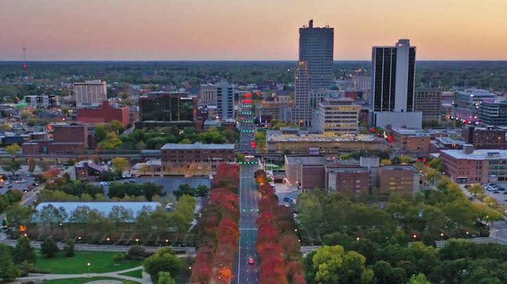 32 Best & Fun Things To Do In Fort Wayne (Indiana) | Travel Around