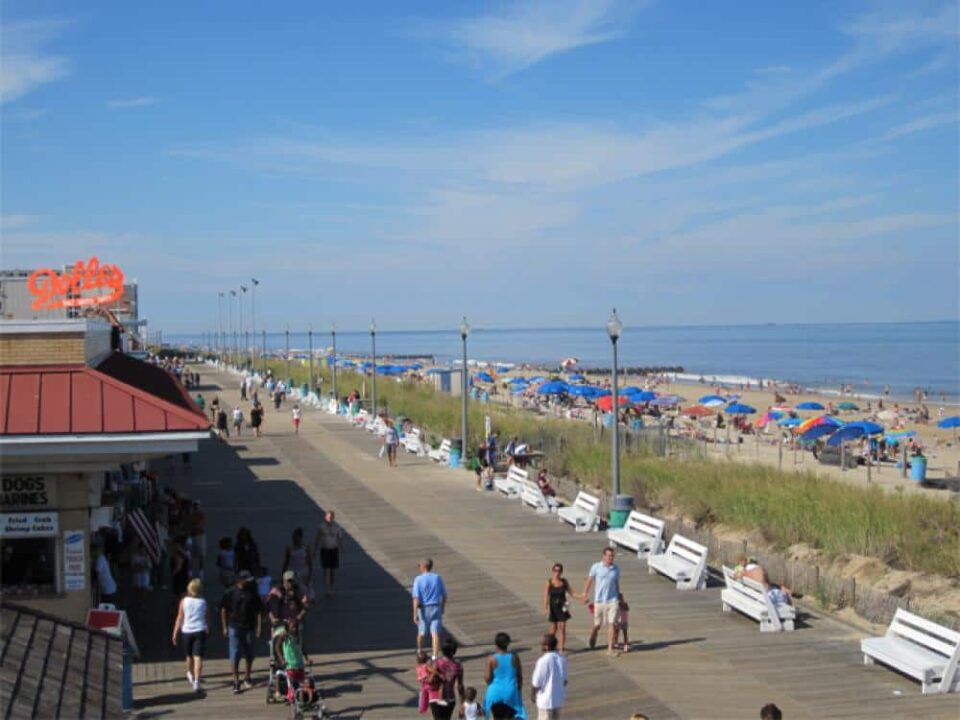 24 Best & Fun Things To Do in Rehoboth Beach (Delaware)