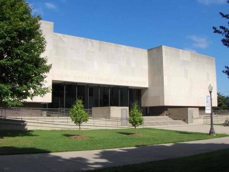 26 Best & Fun Things to Do in Charleston WV: Local's Guide