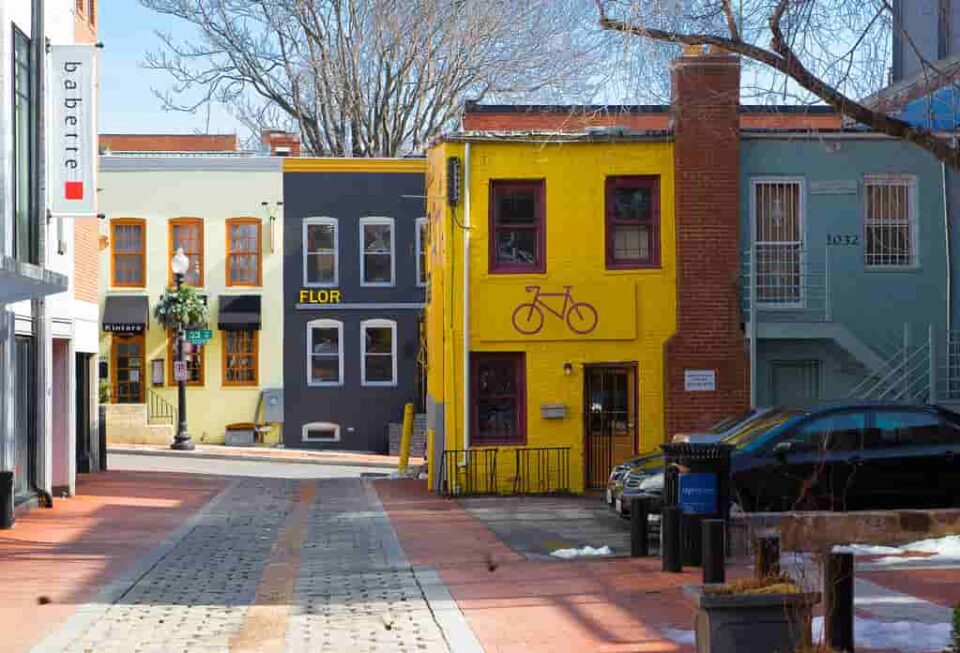 16 Best Restaurants in Georgetown DC You Shouldn't Miss