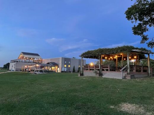 18 UNIQUE & FUN Things to Do in Champaign (Illinois)