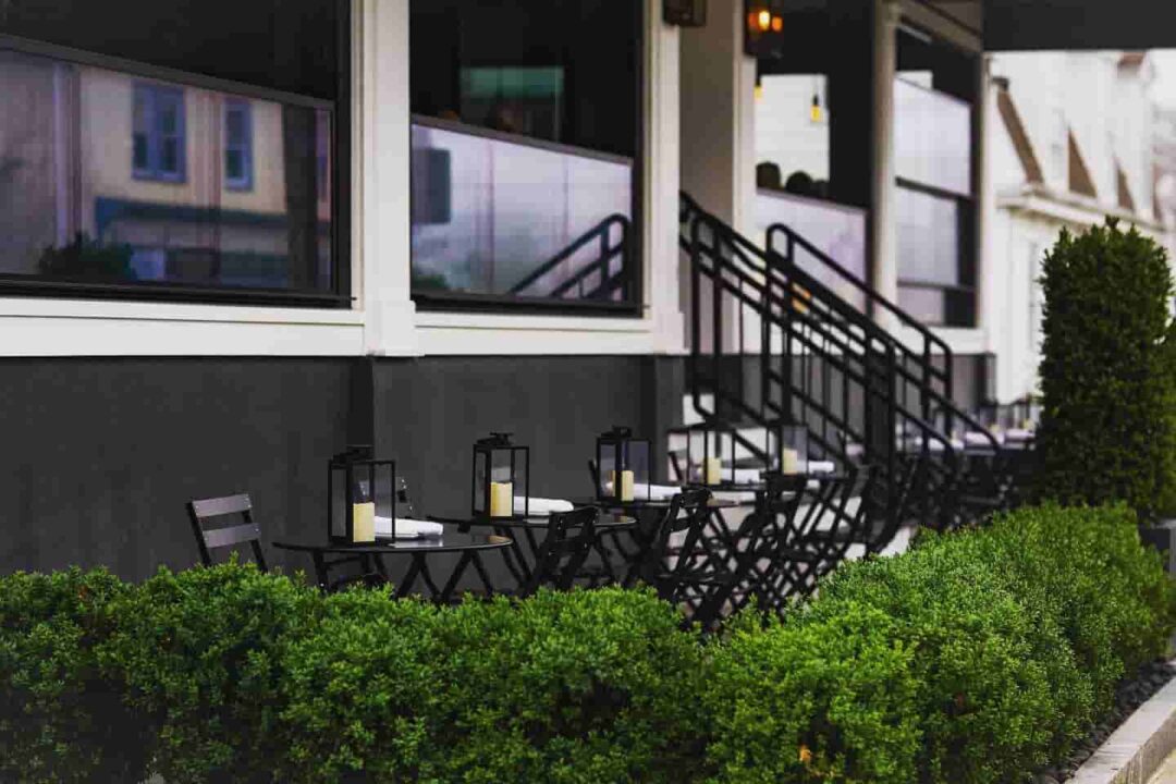 24 Best Restaurants in Mystic CT You Must Visit (For First Timer!)