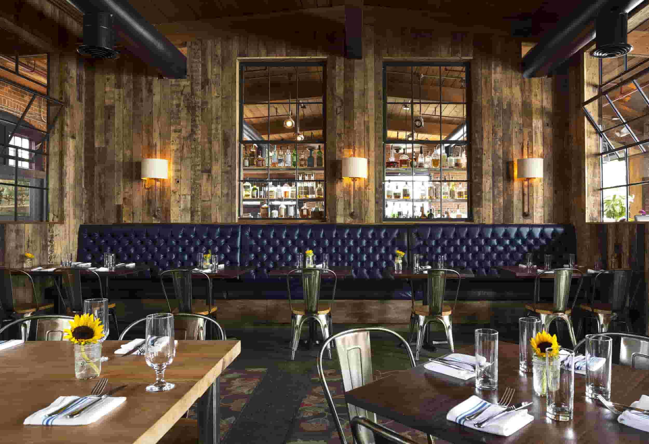 24 Best Restaurants in Mystic CT You Must Visit (For First Timer!)