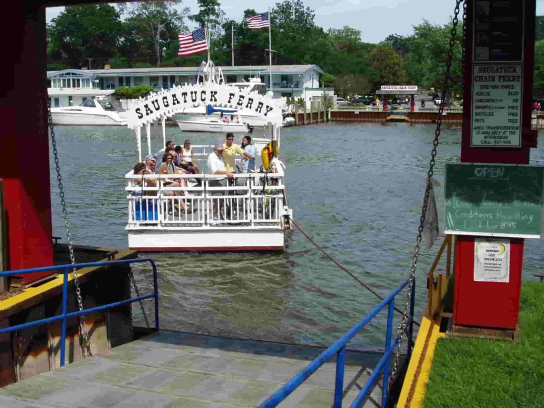 23 Unique & Fun Things to do in Saugatuck (Michigan)