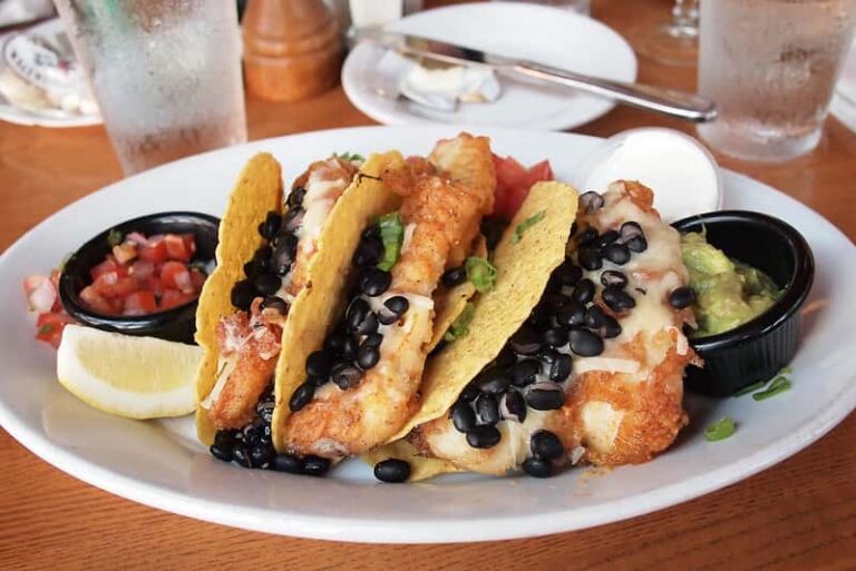 20 Best Restaurants in Montauk New York (For First Timers!)