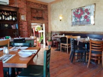 24 Best Restaurants in New Hope PA (For First Timers!)