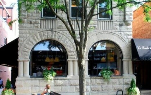 21 Best Downtown Naperville IL Restaurants You Shouldn't Miss